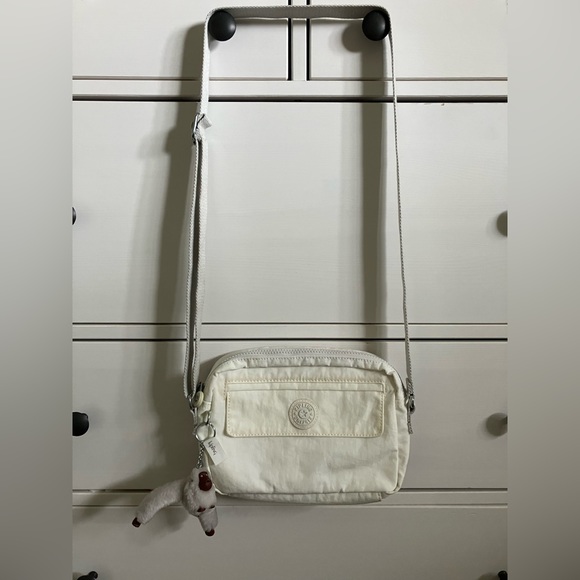 Kipling | Bags | Kipling Crossbody White Bag With Monkey Keychain ...